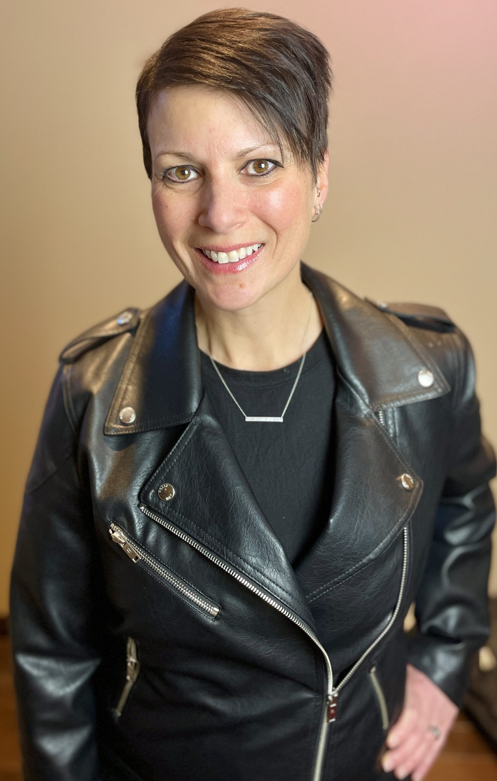 QR CALGARY WELCOMES RADIO VETERAN SARAH CROSBIE TO ITS AFTERNOON LINEUP ...